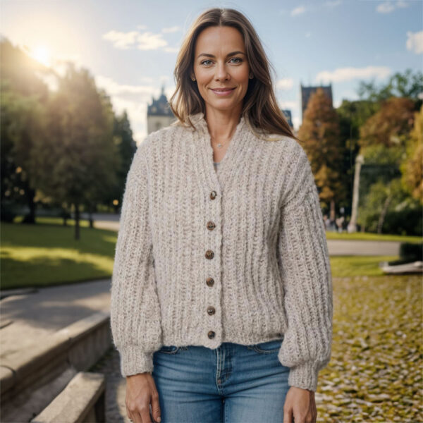Jakke – Gratis strikkeoppskrifter